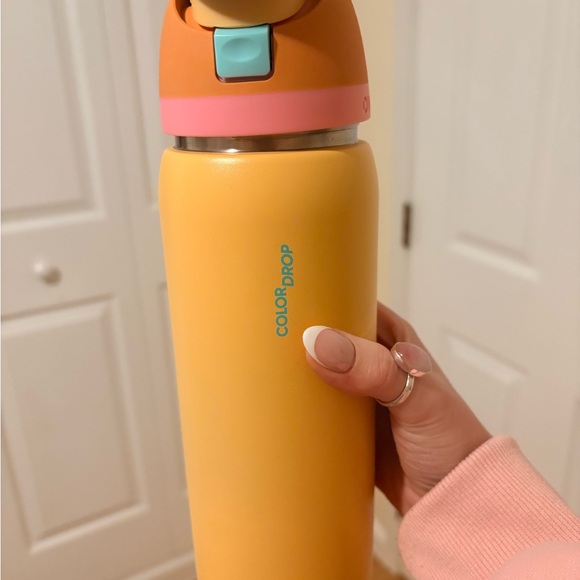 owala | Kitchen | Limited Edition Color Drop Tropsicle Owala 32oz ...